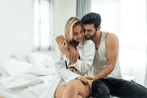 Physical Intimacy: Characteristics, Body Language, Benefits and Step-by ...